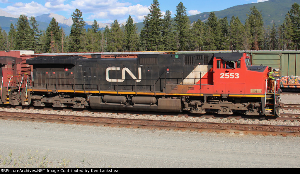 CN 2553